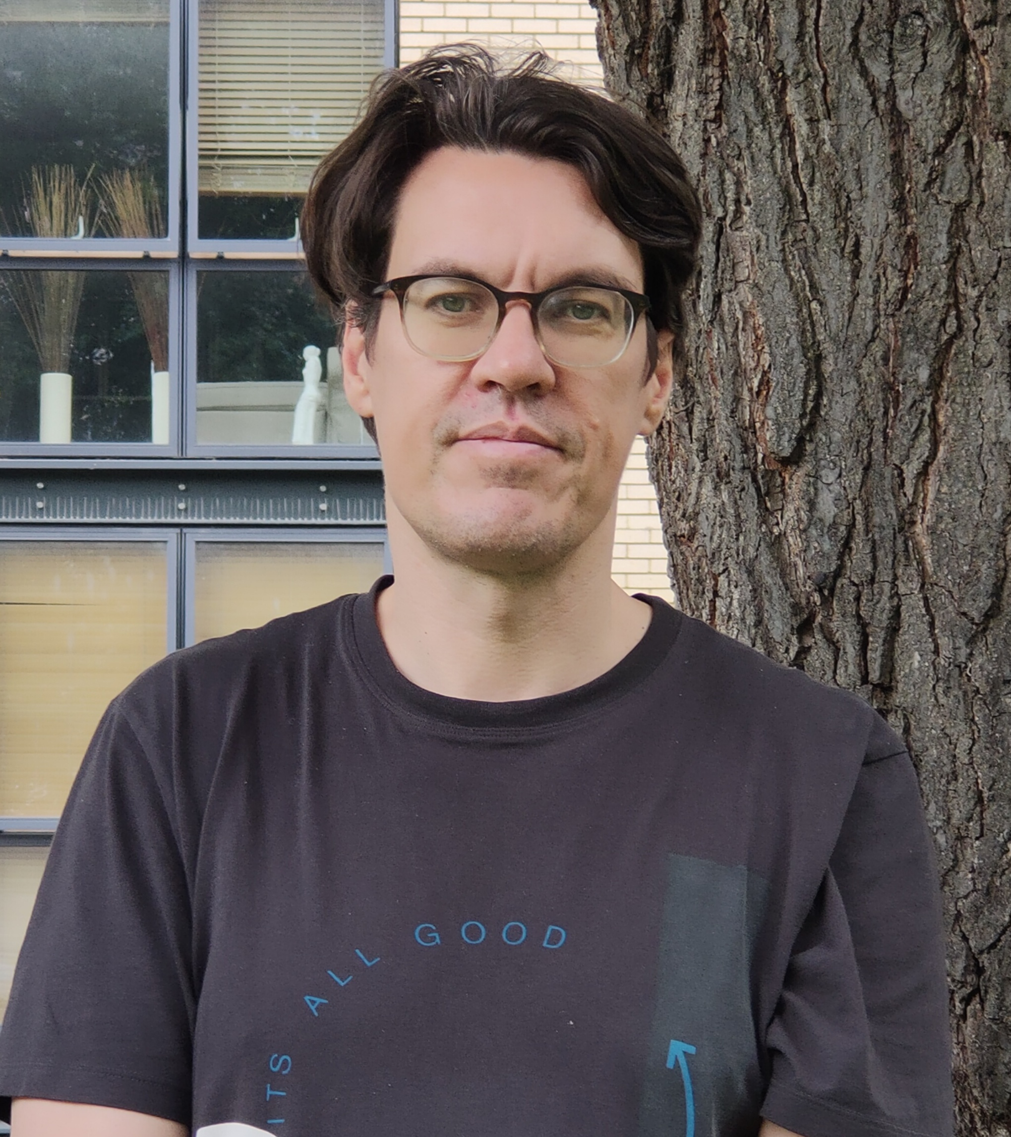 The I Ching with Dan Lowe – What Magic is This?